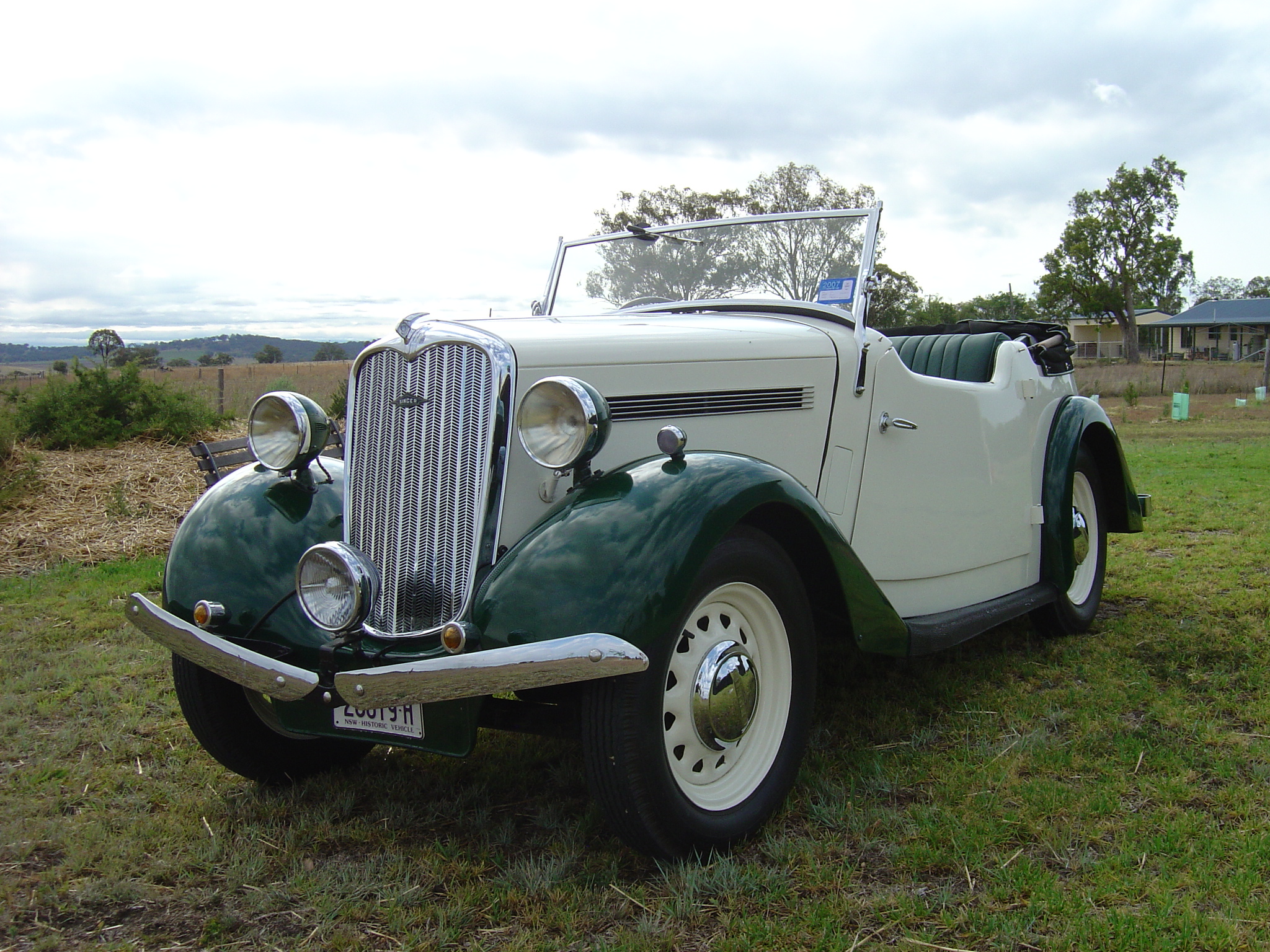 Super 9 registrations – The Singer Bantam Register