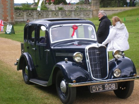 Super Nine gallery – The Singer Bantam Register